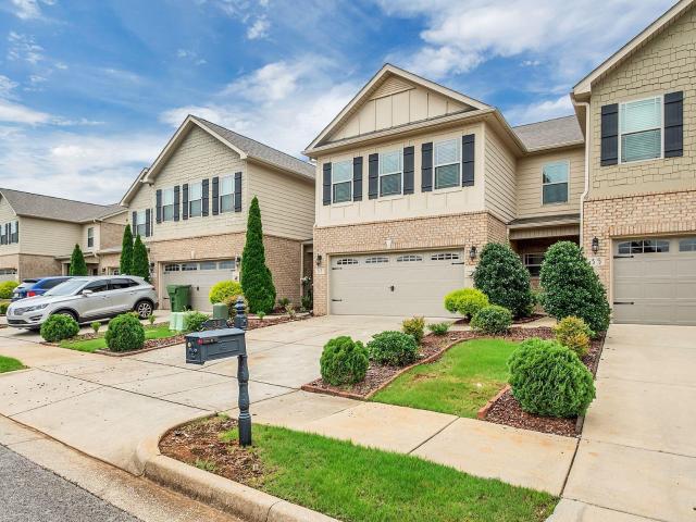 33 Winter King Drive SW