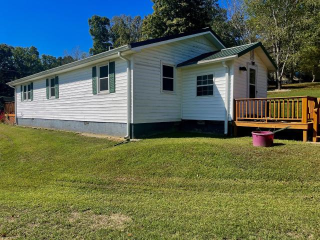 33 Wooton Ln E