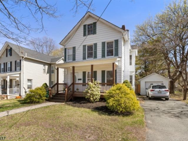 33 Woodside Ave, Newton, NJ 07860 | MLS #4020 | Compass