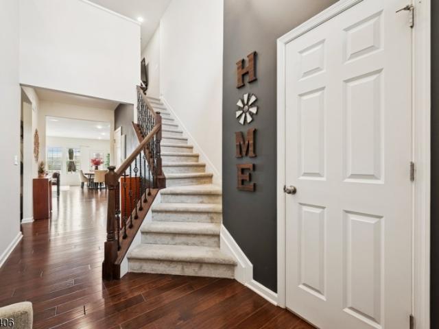 33 Albert Ct, Randolph, NJ 07869 | MLS #4009 | Compass