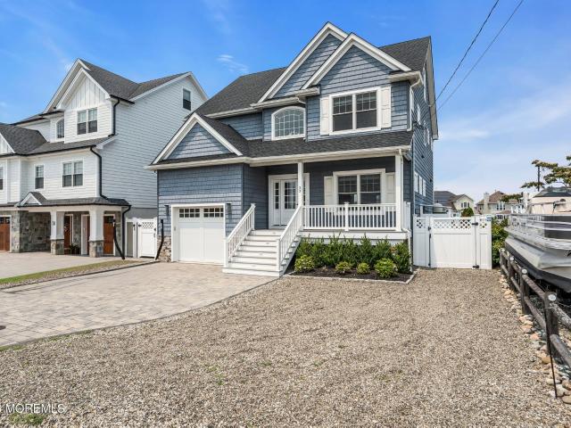 33 Amherst Drive