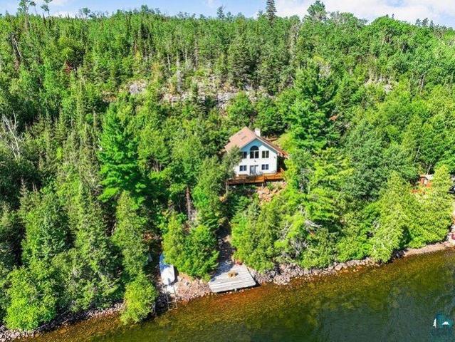 33 Anhorn Dr, Grand Marais, MN 55604