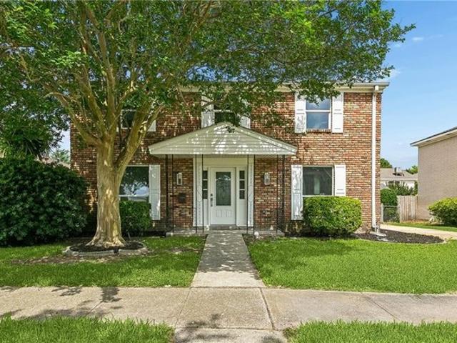 33 Antigua Dr, Kenner, LA 70065