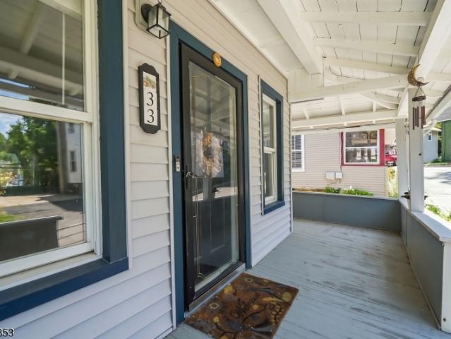 33 Asbury Pl