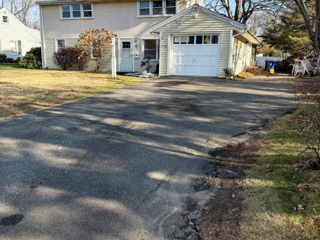 33 Assisi Way, Norwalk, CT 06851 | MLS #24170 | Compass