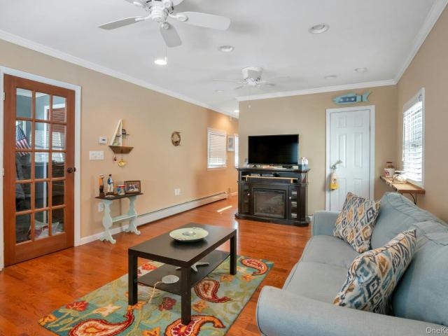 33 B Edgewater Park, Unit 33B