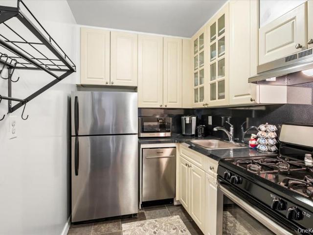 33 Barker Avenue 2J