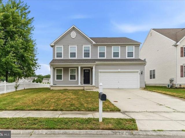 33 Barkley Ct, Dover, DE 19904