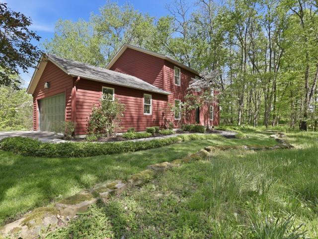 33 Bending Oak Drive