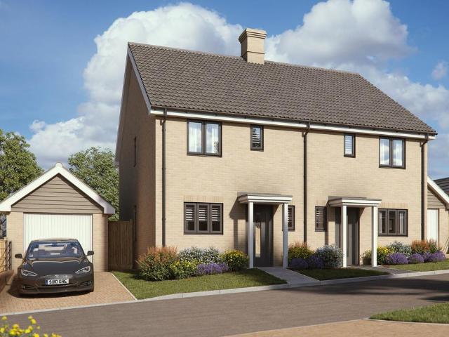 33 bedroom semi detached house for sale