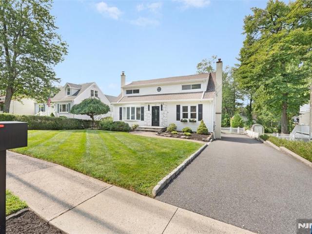 33 Beverly