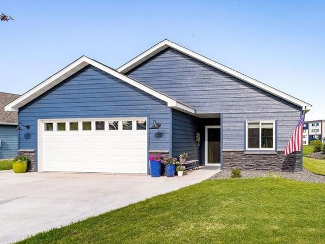 33 Billings Ln, Superior, WI 54880