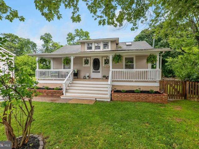 33 Bond Ave, Reisterstown, MD 21136