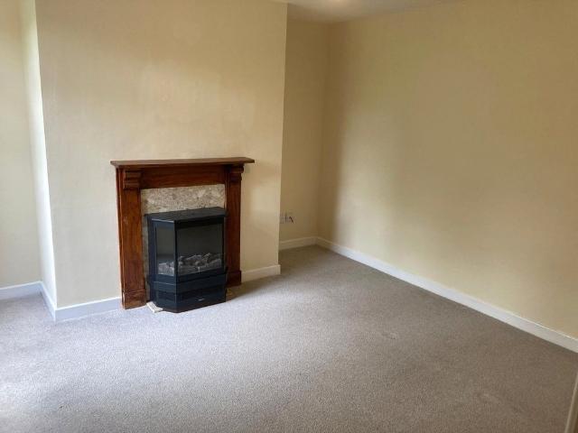 33 Broadstone