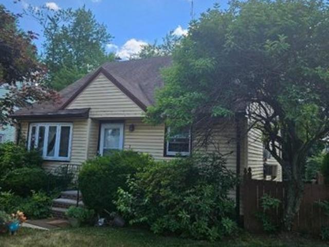33 Brokaw Blvd, Plainfield, NJ 07063