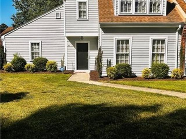 33 Brandywine Ct, Colonial Heights, VA 23834