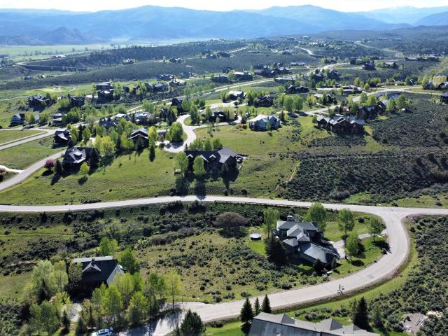 33 Bunkhouse Pl, Eagle, CO 81631 | MLS #1009