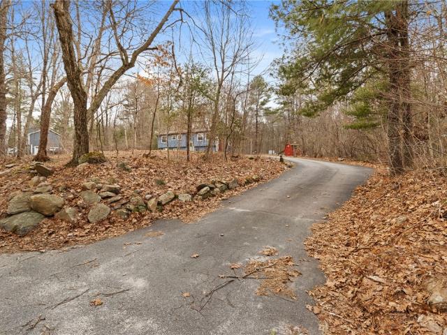 33 Carpenter Road