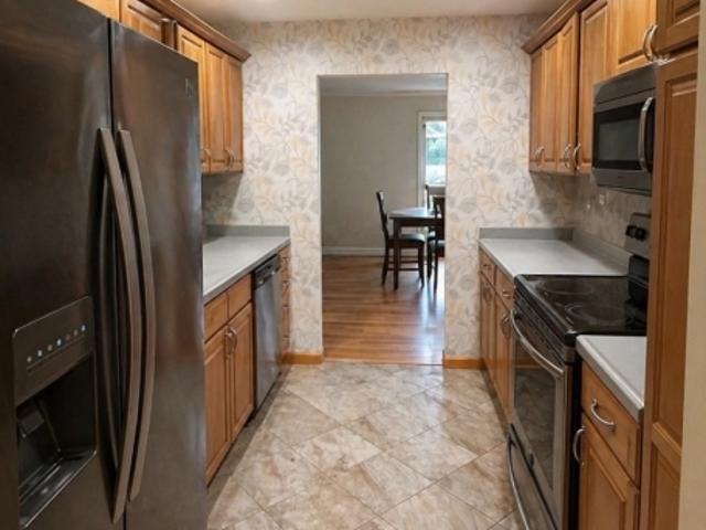 33 Cerone Ct