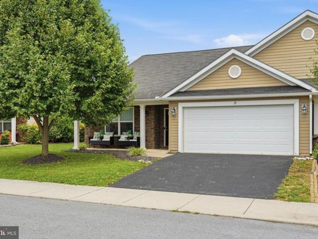 33 Chennault Trl, Falling Waters, WV 25419