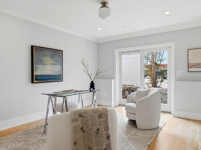 33 Chestnut St, Unit 2, Andover, MA 01810 | MLS #73466