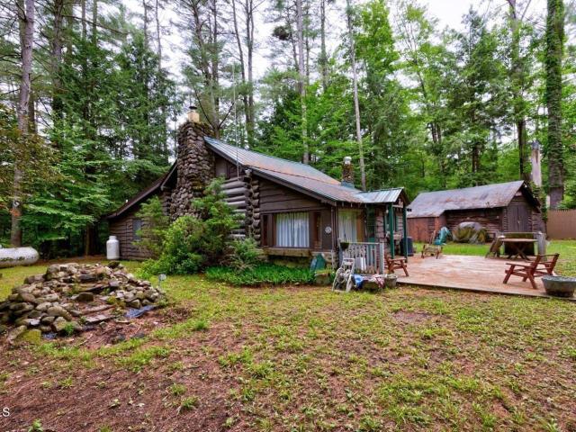 33 Chuckwagon Trail