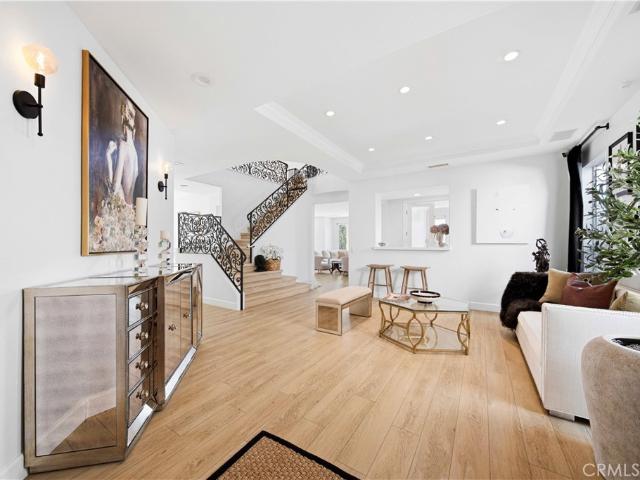 33 Coastal Oak