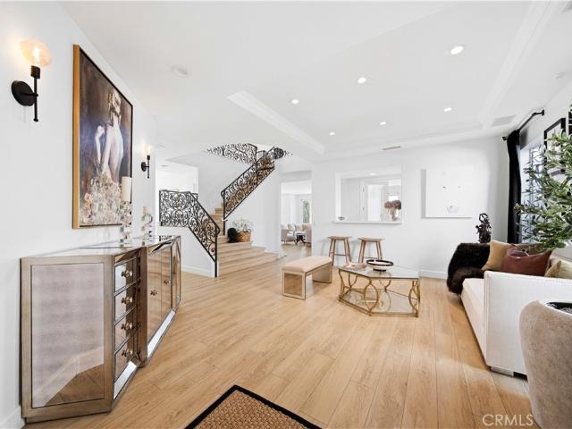 33 Coastal Oak
