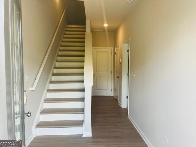 33 Cobalt Lane