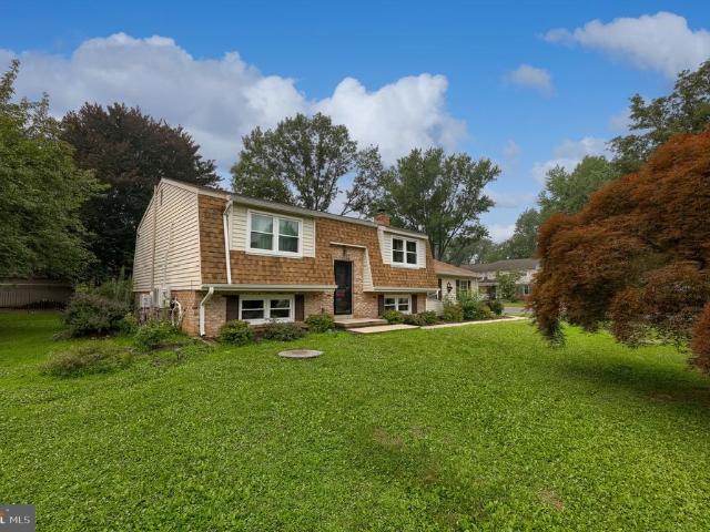 33 Country Side Lane