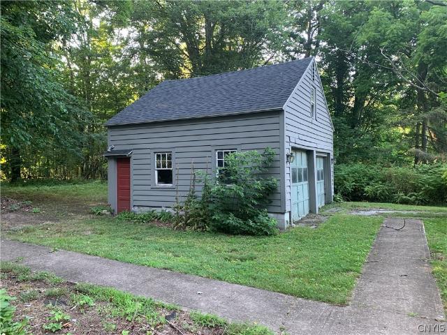 33 Clay Street