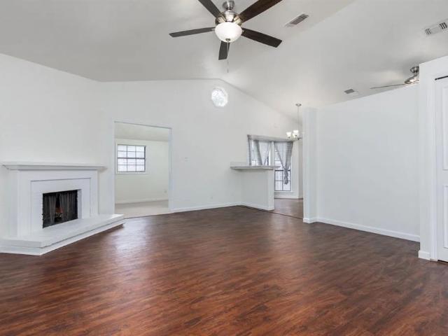33 Crockett Court