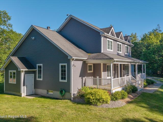 33 Cranberry Lane