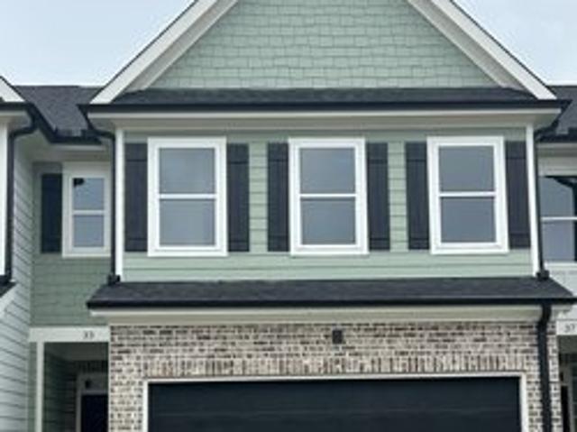 33 Crest Dr, Hartwell, GA 30643