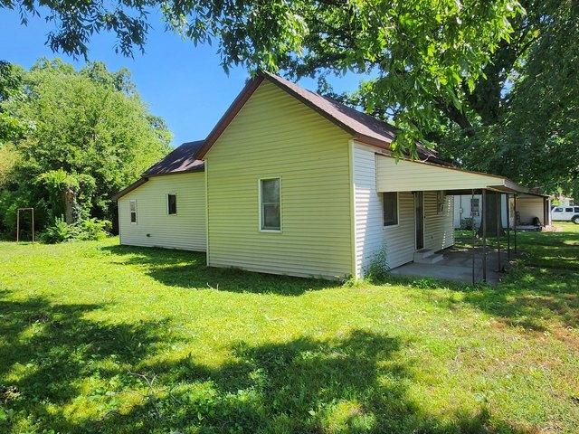 33 Cripple Creek Rd, Pinckneyville, IL 62274