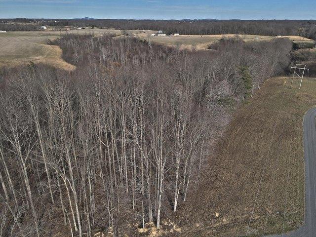 33 Dockery Rd, Russell Springs, KY 42642