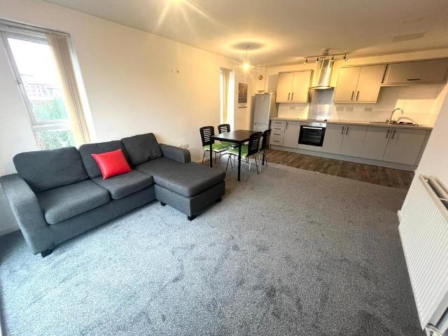 33 Duke Street, Salford M7 2 bed apartment to rent £1,050 pcm £242 pw