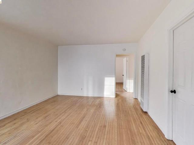33 E Home Place