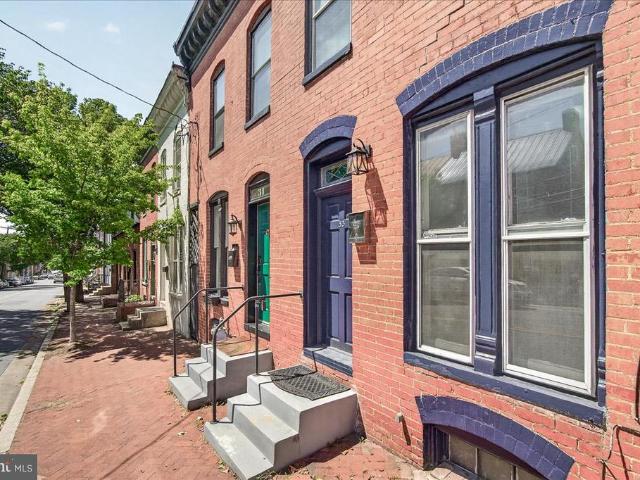 33 E South Street