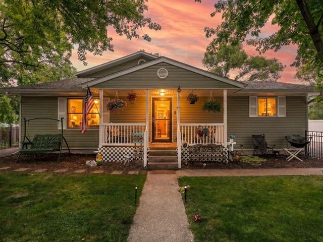 33 E Washington Ave, Hobart, IN 46342