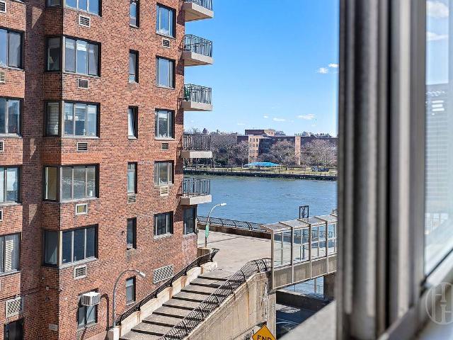 33 East End Avenue, New York, NY