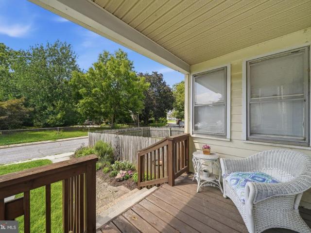 33 Eastship Road