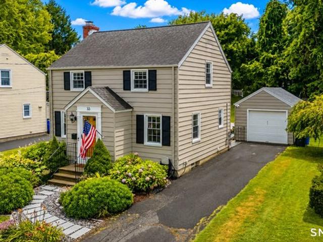 33 Edgemere Ave, West Hartford, CT 06110