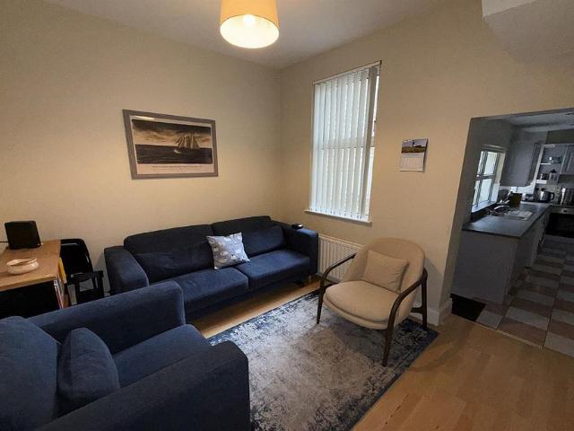 33 Edinburgh Street, Belfast BT9 7DS
