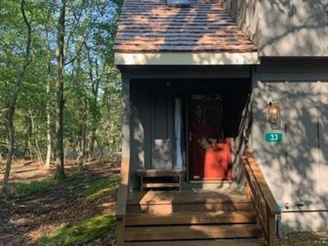 33 Elevator, Lake Harmony, PA 18624