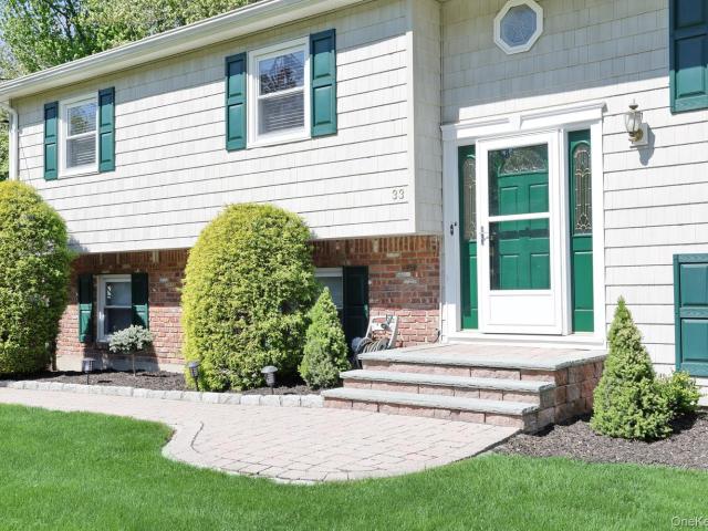 33 Farmhouse Road