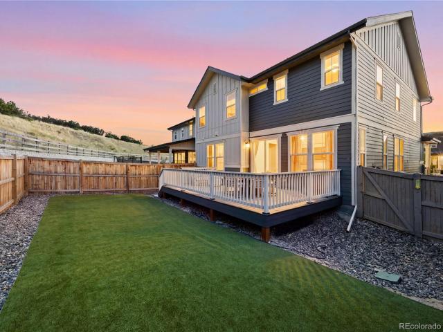 33 Felicity Loop