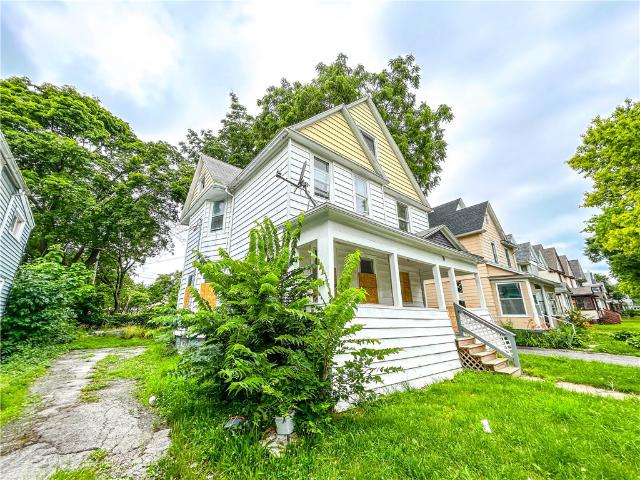 33 Finch Street