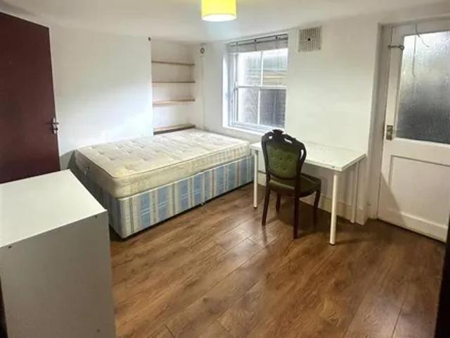 33 Ford Square, St. George in the East, London, E1 2HS, United Kingdom | 1 bed townhouse for rent #118067578 | Rentberry