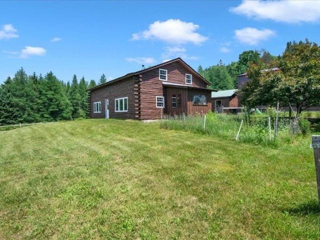 33 Foster Ln, Orange, VT 05641